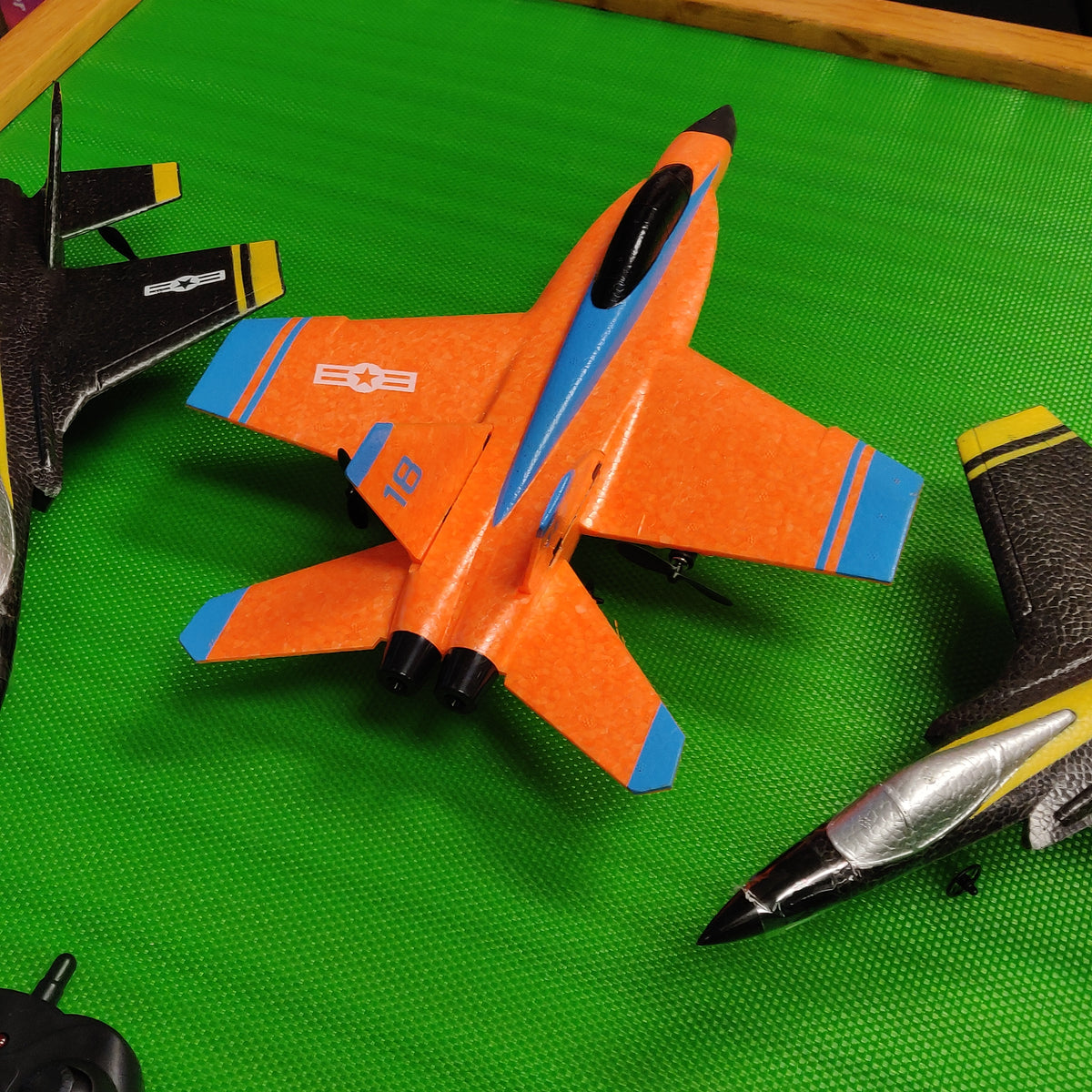 Remote control jet – Supermenu