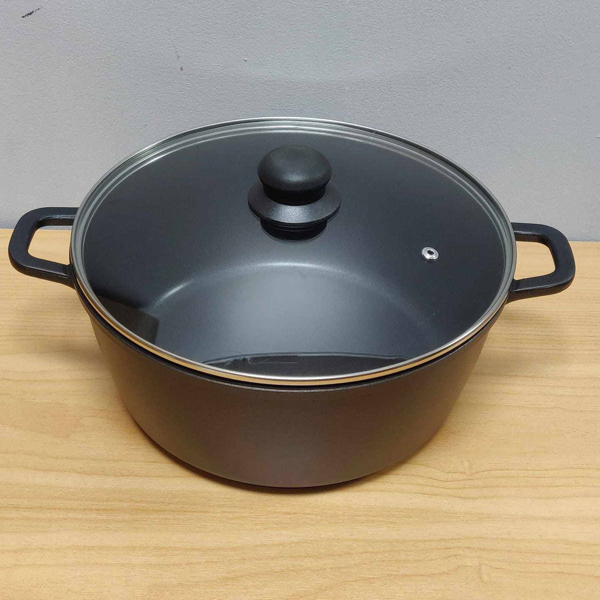 Aluminium induction pot, 22cm diameter, 3L – Supermenu
